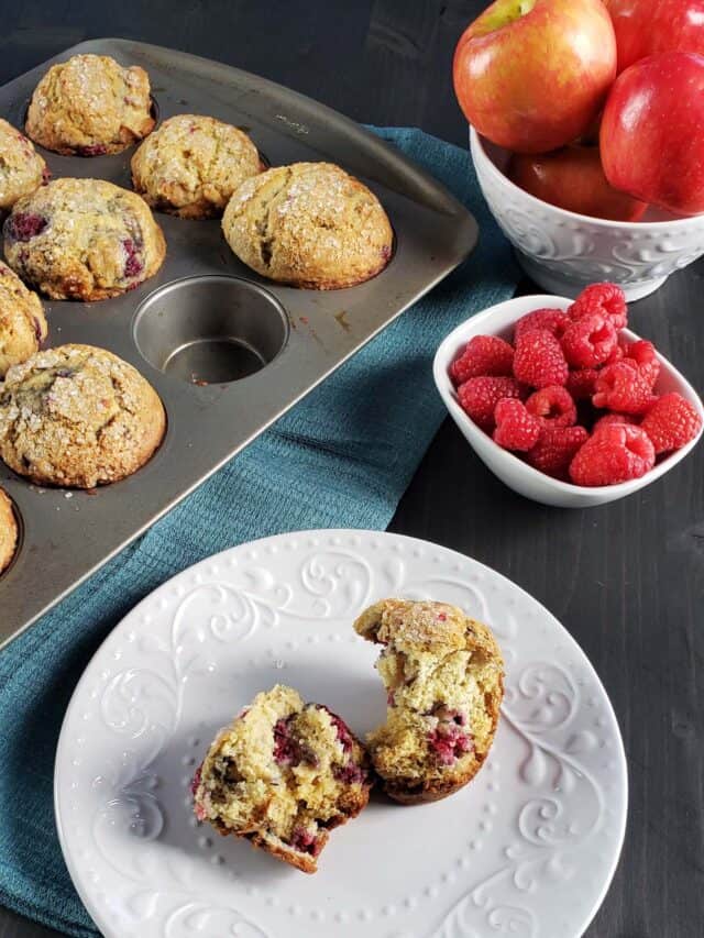 Easy Apple Raspberry Muffins