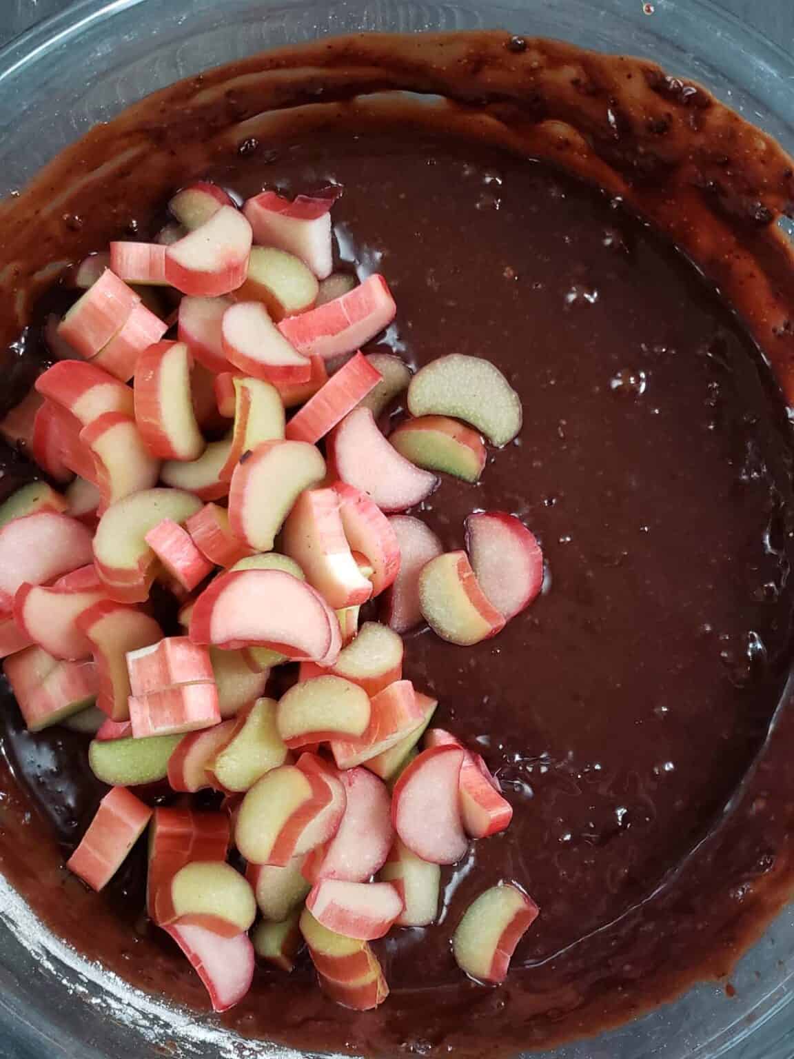 Rhubarb Chocolate Cake - Raspberries and Kohlrabi